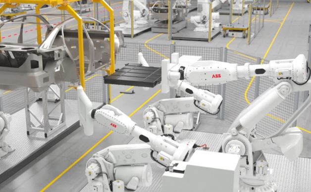 ABB amplia la gamma dei robot di grandi dimensioni - Logistica Efficiente